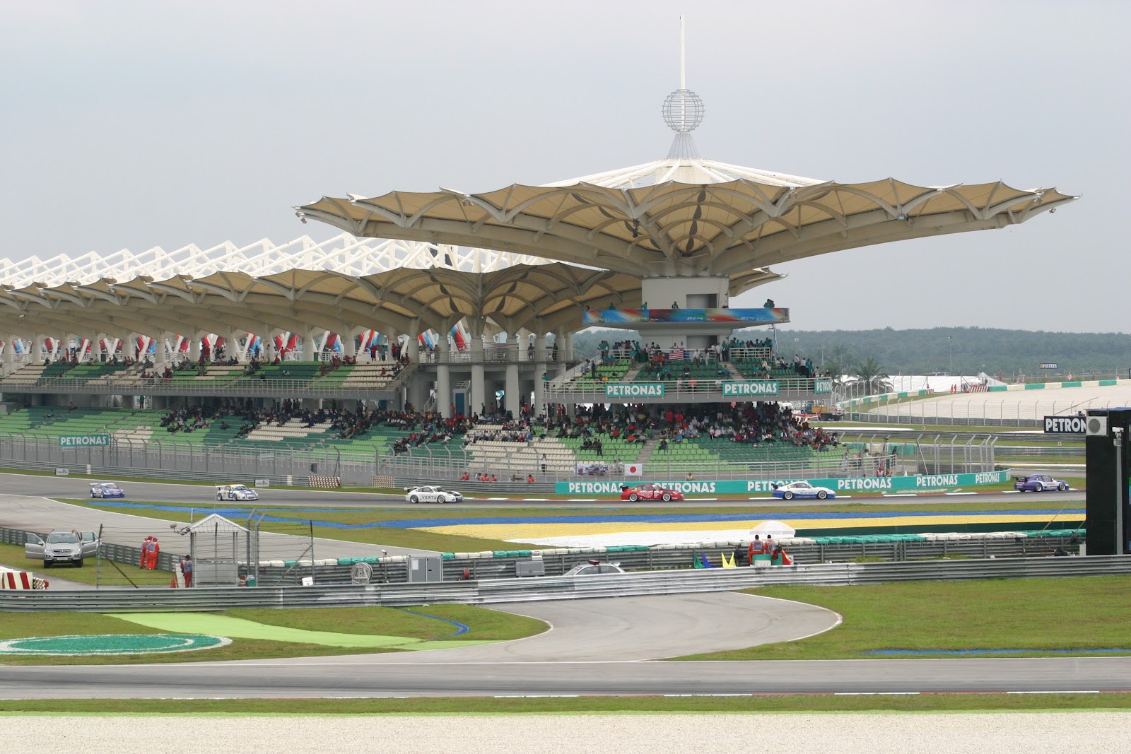 Talking about F1: The F1 blog: Sepang Preview: Days of Future Past
