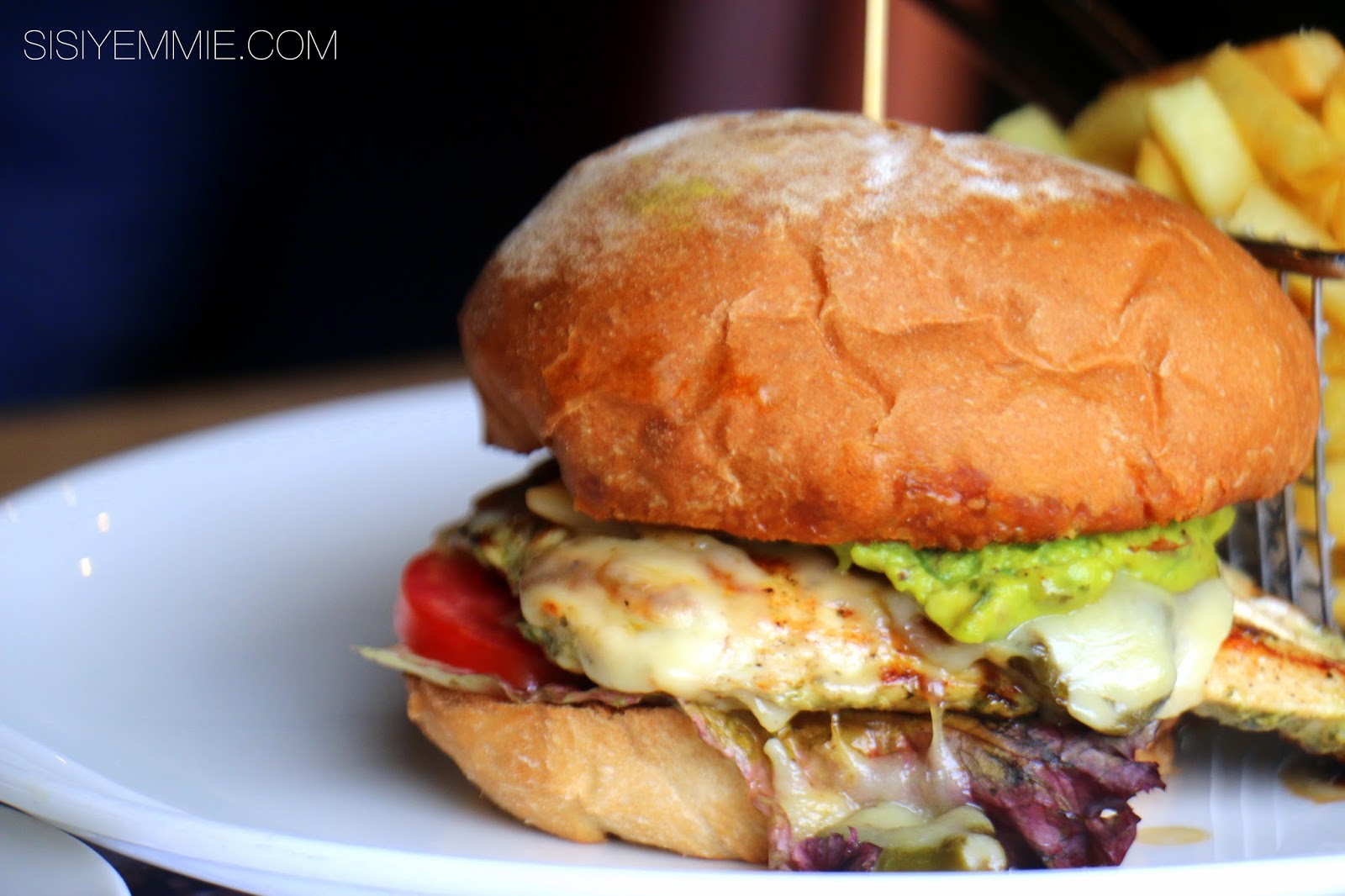 CASPER & GAMBINI'S - LAGOS RESTAURANT REVIEW - SISIYEMMIE: Nigerian ...