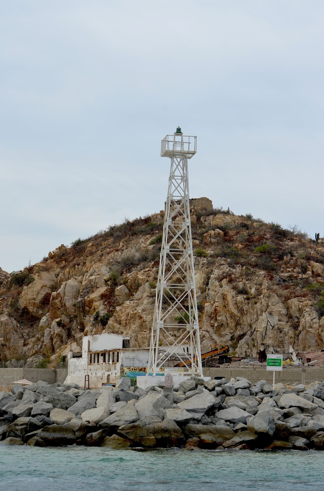 Neal's Lighthouse Blog: April 2016