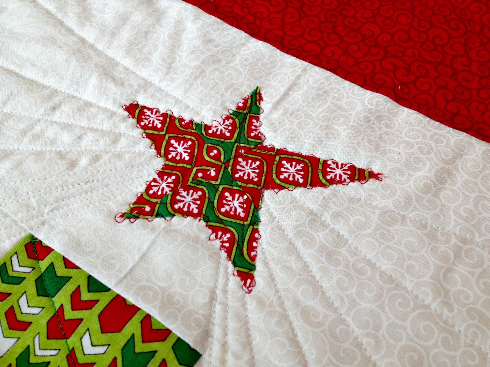 Studio Dragonfly: Holiday Tree Quilt on Moda Bake Shop