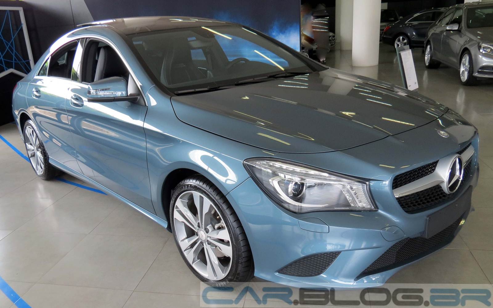 Mercedes-Benz CLA 200: preço R$ 150 mil na lojas
