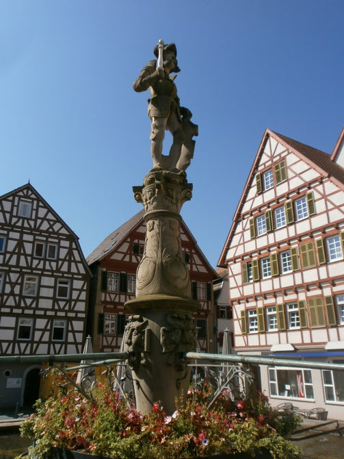 Wege in der Region Stuttgart: Altstadtrundgang in Leonberg, Teil 1 von 3