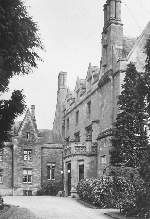 Nocton in Lincolnshire: Nocton Hall - inside out