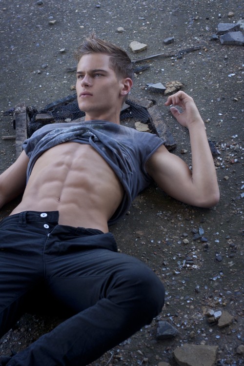 Dan Brett by Joseph McCormick | Oh yes I am