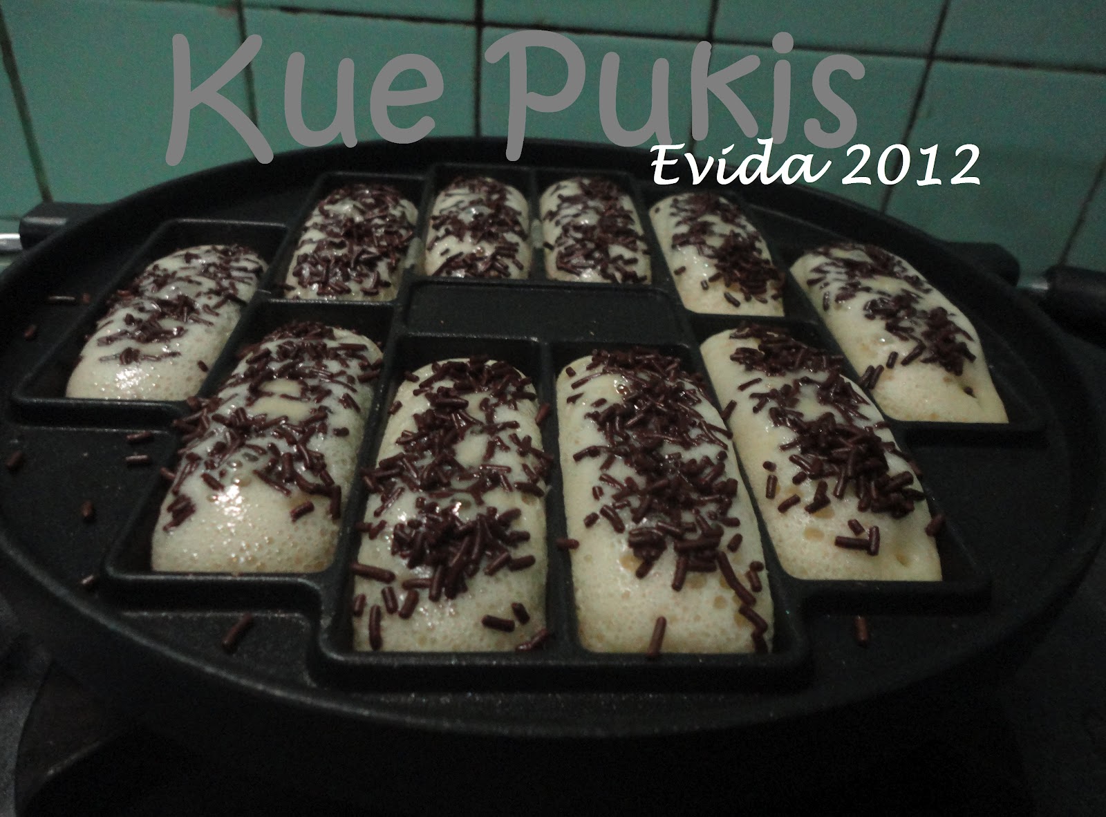 With Food and Love Comes Warmth: Kue Pukis