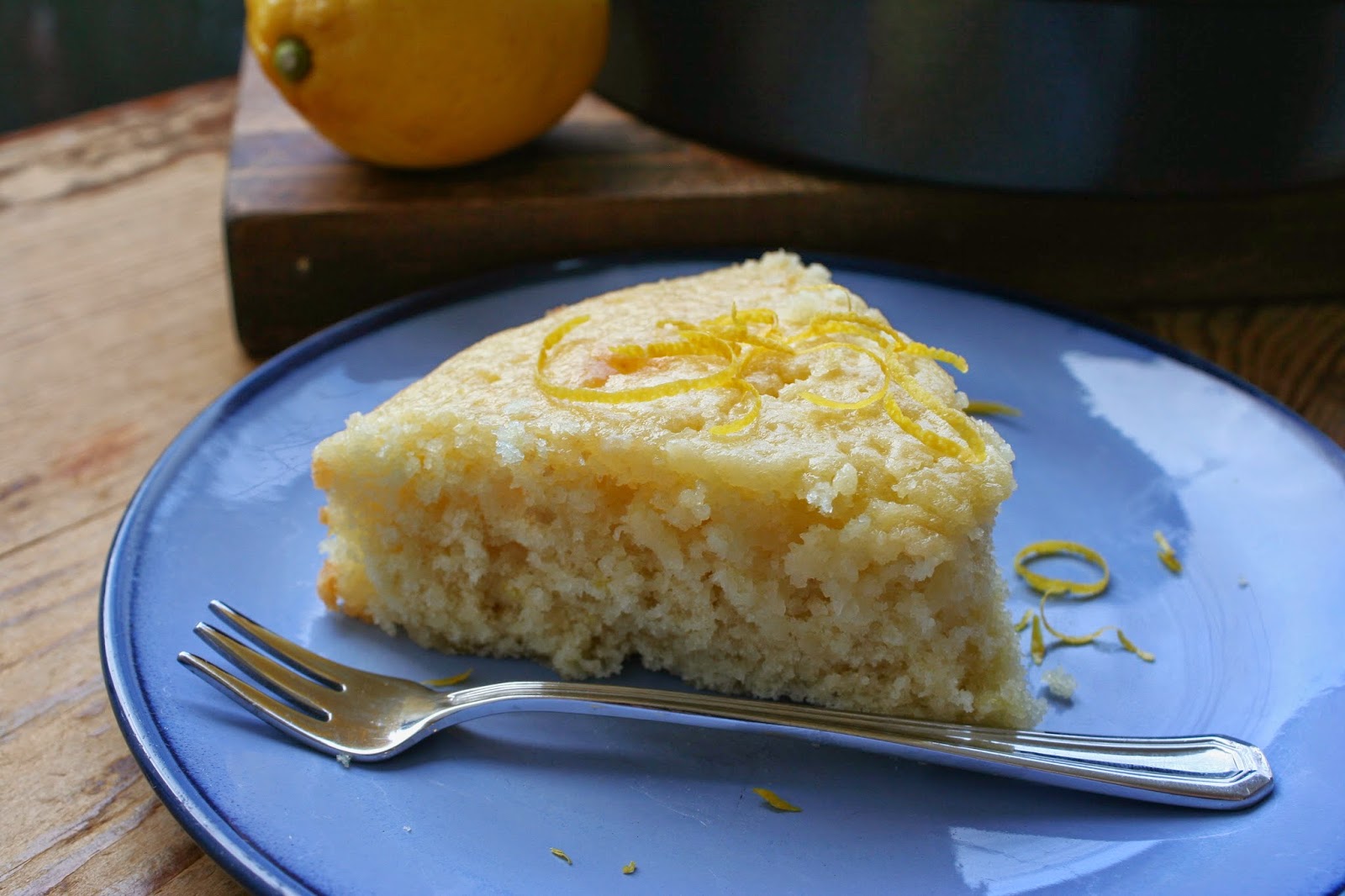 Sweet Luvin' In The Kitchen: Fresh Lemon Cake