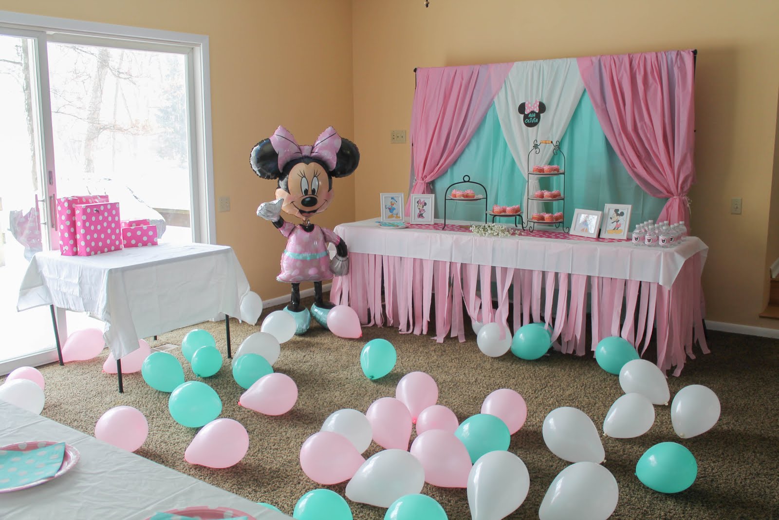 Minnie Mouse Birthday Party