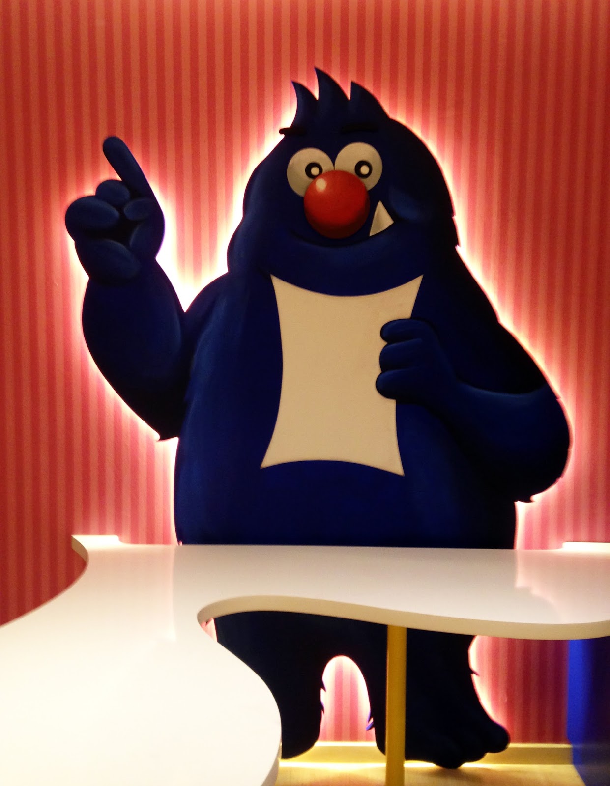 WARNA ARTS: MURAL 3D INTERIOR MAMEE JONKER HOUSE (MAMEE MONSTERS)