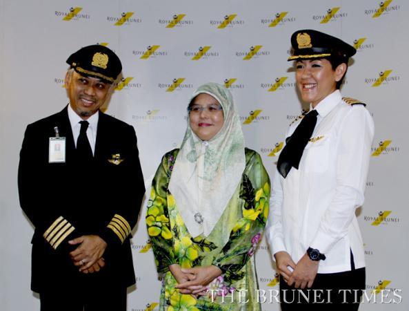 akmalamira: November 2012