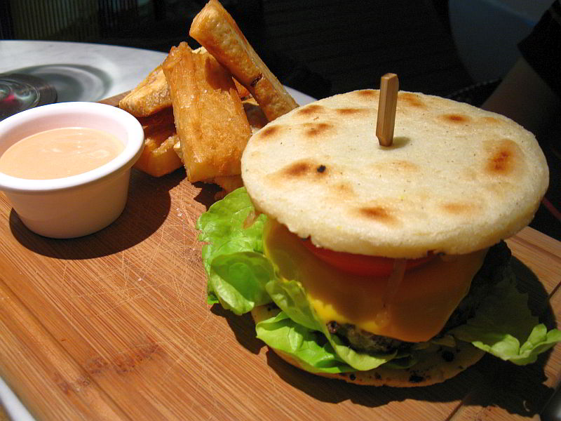 Purple Taste: La Barra @ Star Vista, Buona Vista