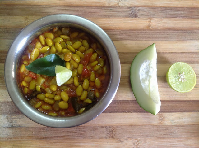 Second Helping: Lilva Papaya nu Shaak (Indian beans and Papaya ...