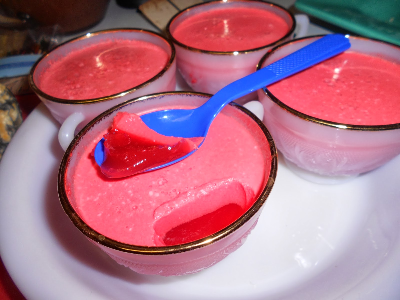 The American Homemaker: Magic Jello!
