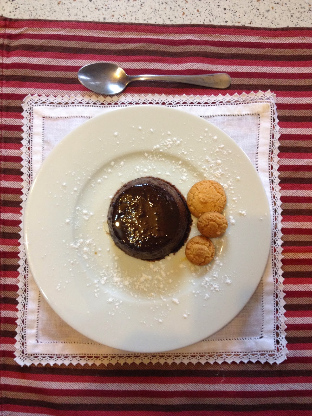 bunet al cioccolato e amaretti