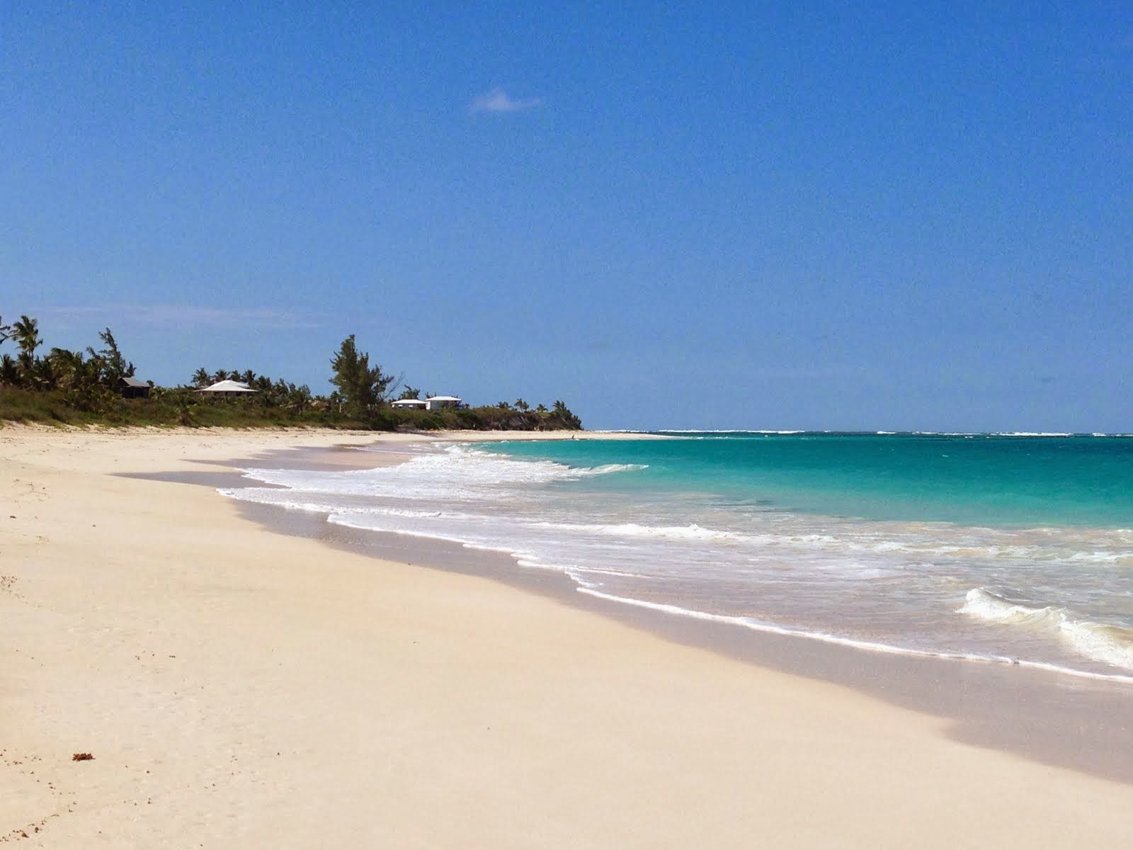 S/V Barefoot: Joyce's Birthday Lunch - Sky Beach Club, Eleuthera