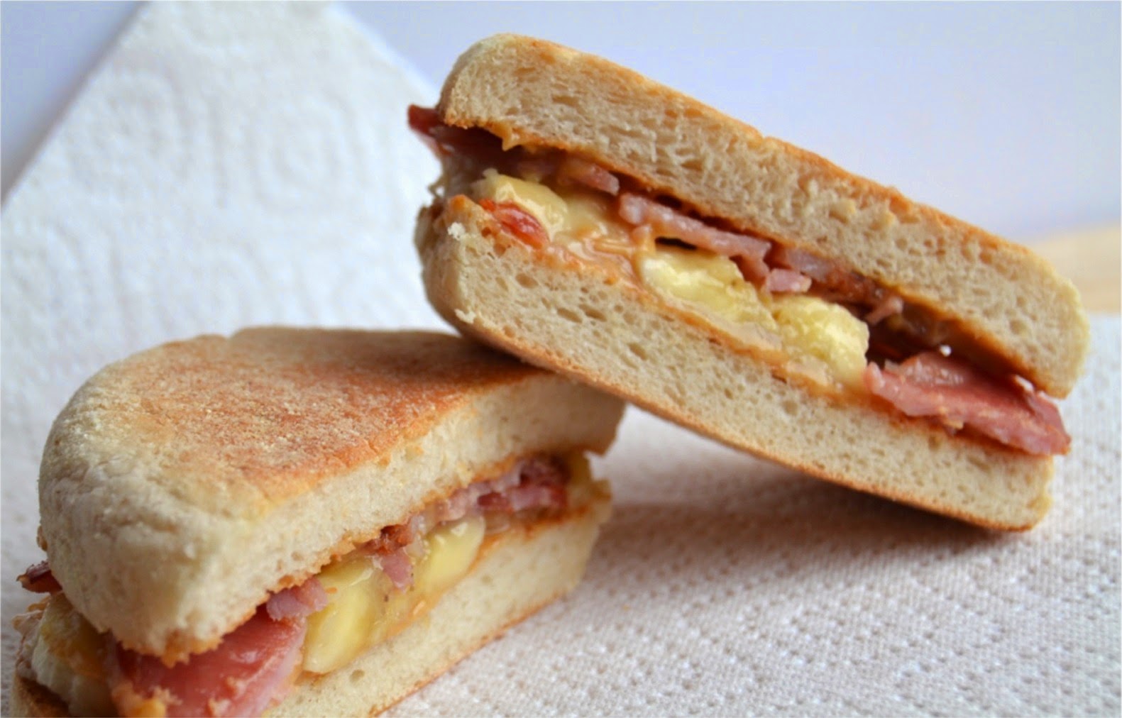 Cakeyboi: Elvis Breakfast Sandwiches