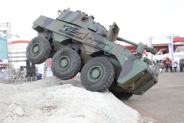 Garuda Militer: [Foto] Demo Badak FSV