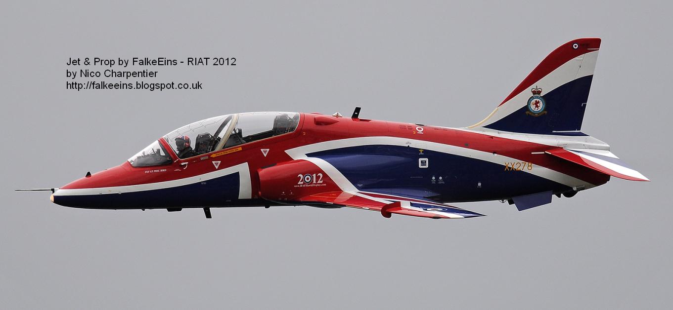 Jet & Prop by FalkeEins: Patriotic Hawk - flying the flag! Hawk T1 in ...