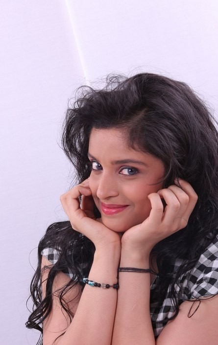 Devya Latest Hot Cleveage Spicy Glamourous PhotoShoot Images In Black ...