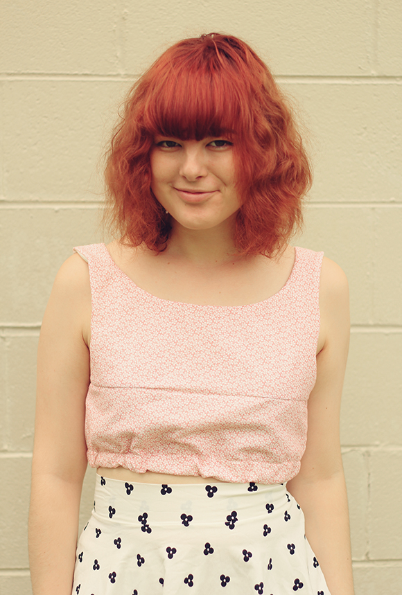 The Pineneedle Collective: Red Locks & Cropped Tops