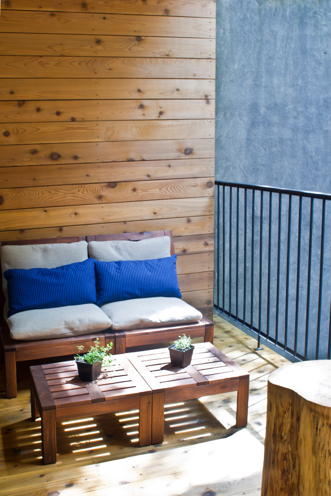 55 Desain Balkon Minimalis yang Elegan untuk Rumah Mungil - Rumahku Unik