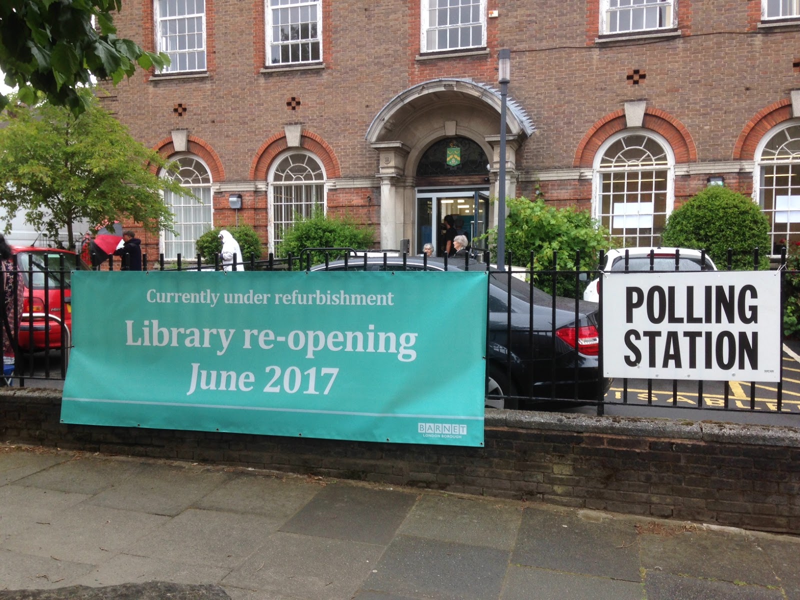 Broken Barnet: "Refurbishment" - Or: How to destroy a library service ...