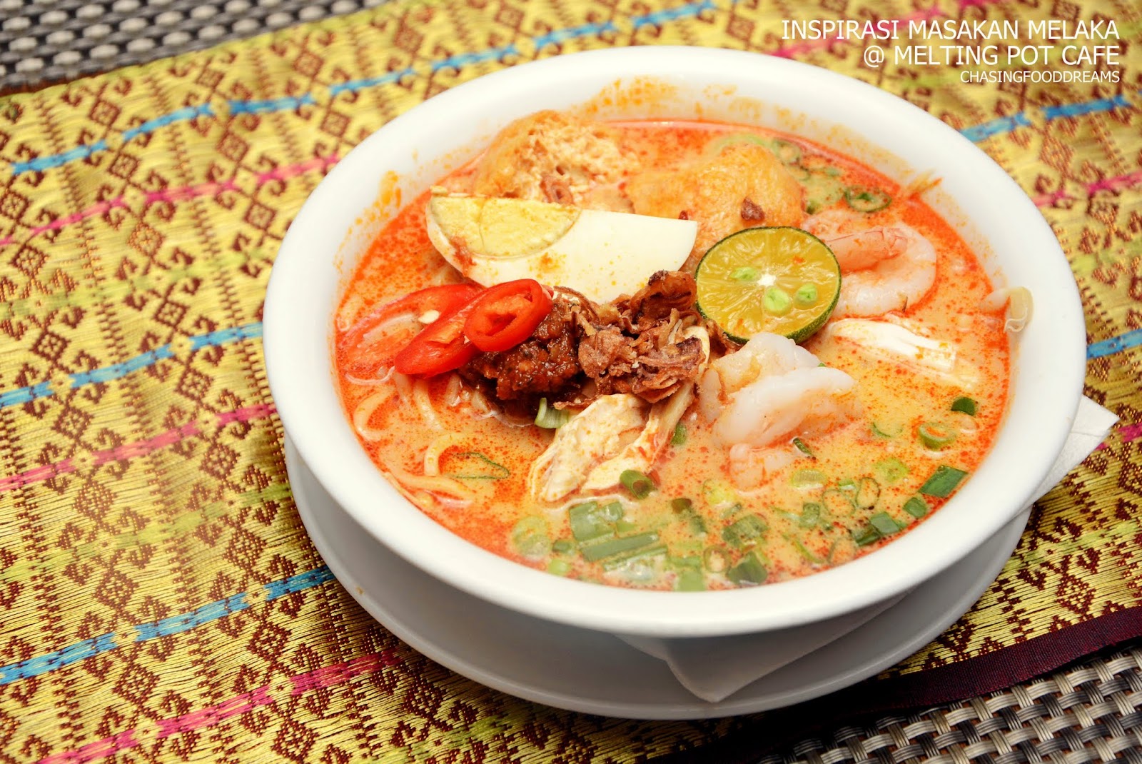 CHASING FOOD DREAMS: Buka Puasa @ Melting Pot Café, Concorde Hotel ...