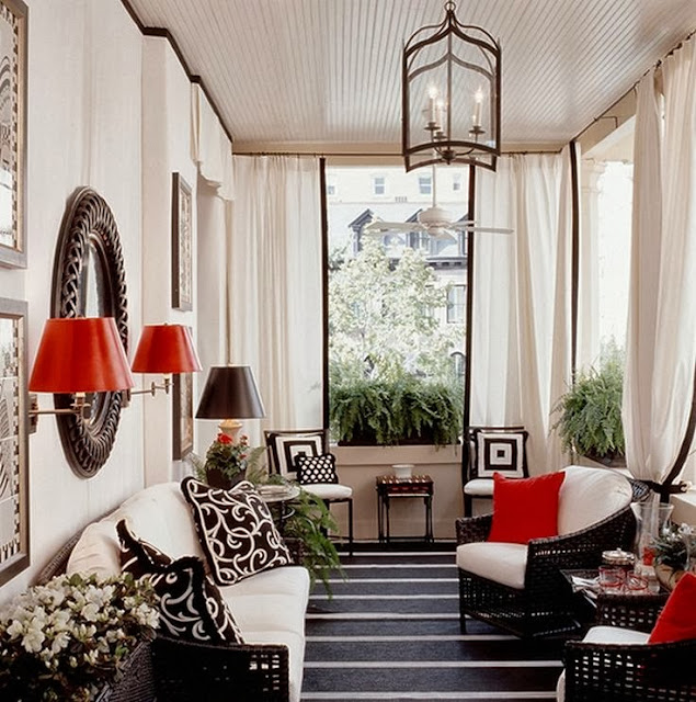 Eye For Design: Decorating Your Home With The Black/Red Combination