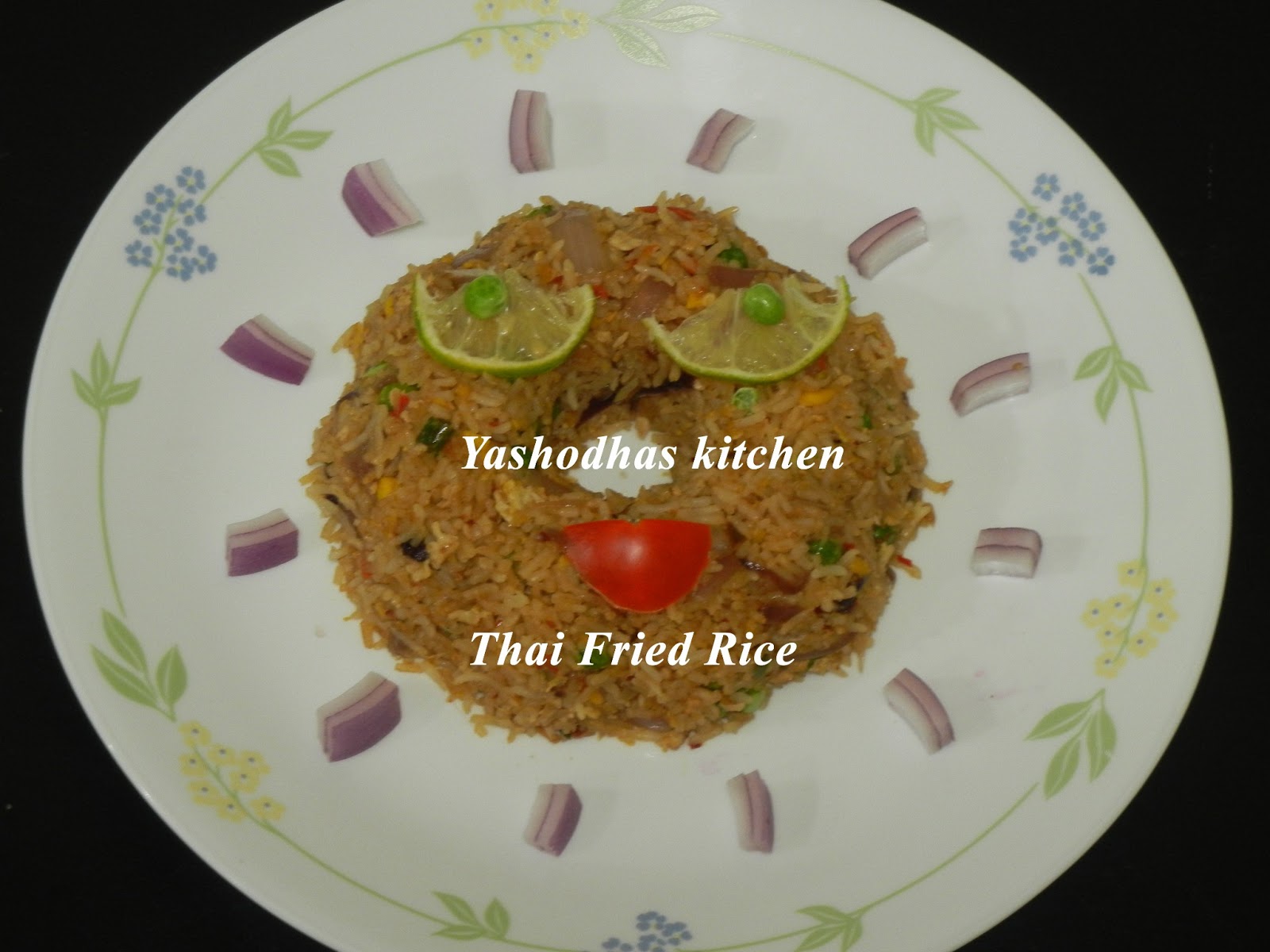 Yashodha's kitchen: THAI EGG FRIED RICE