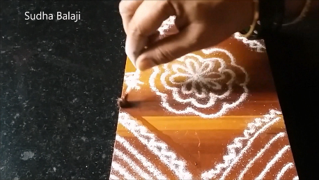 Simple manai kolam designs small n easy