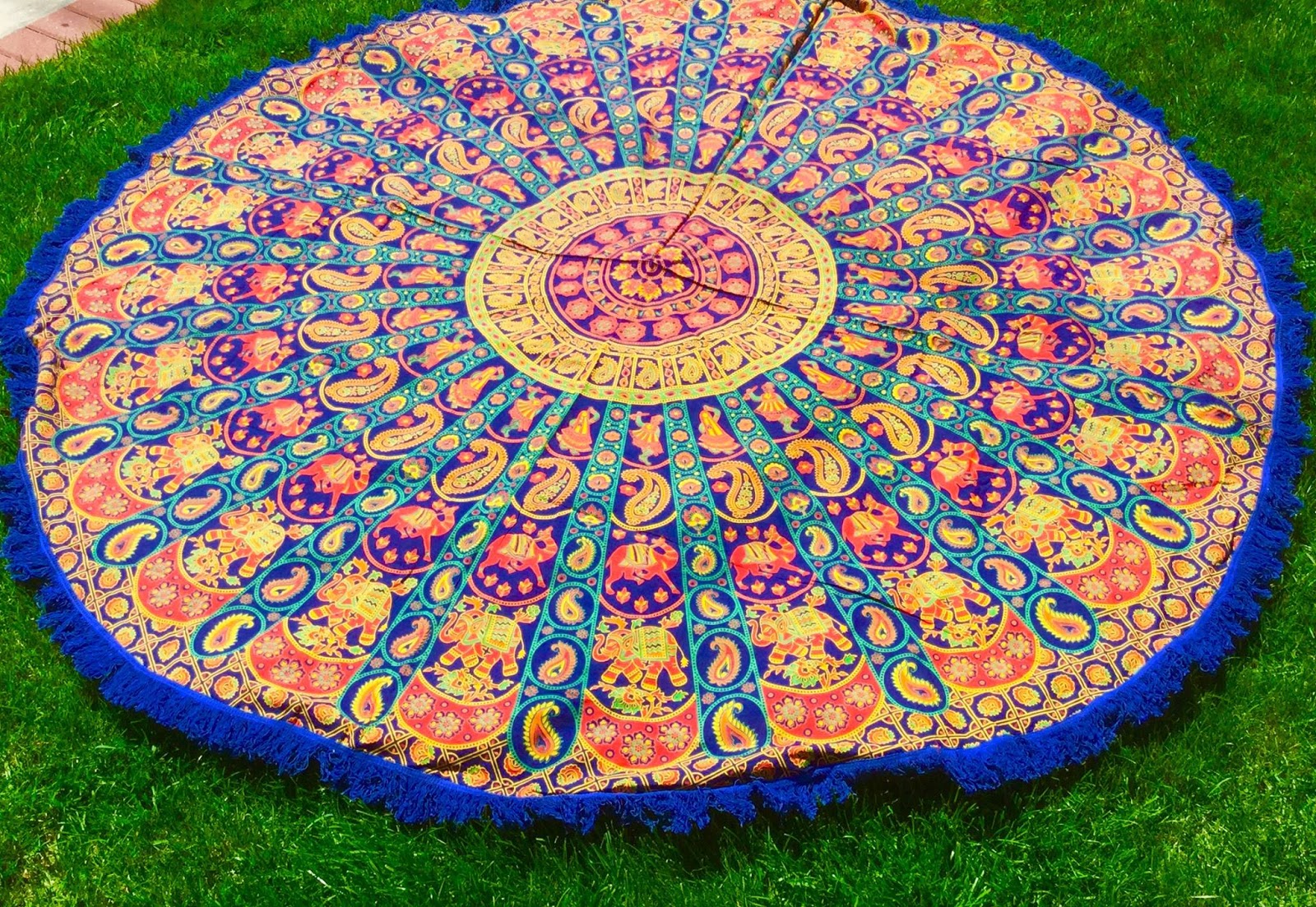 Home Decor And More - Be Your Own Kind Of Beautiful: QUILTED ROUNDIES