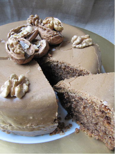 La cuisine d'ici et d'ISCA: Grenoblois (gâteau aux noix)