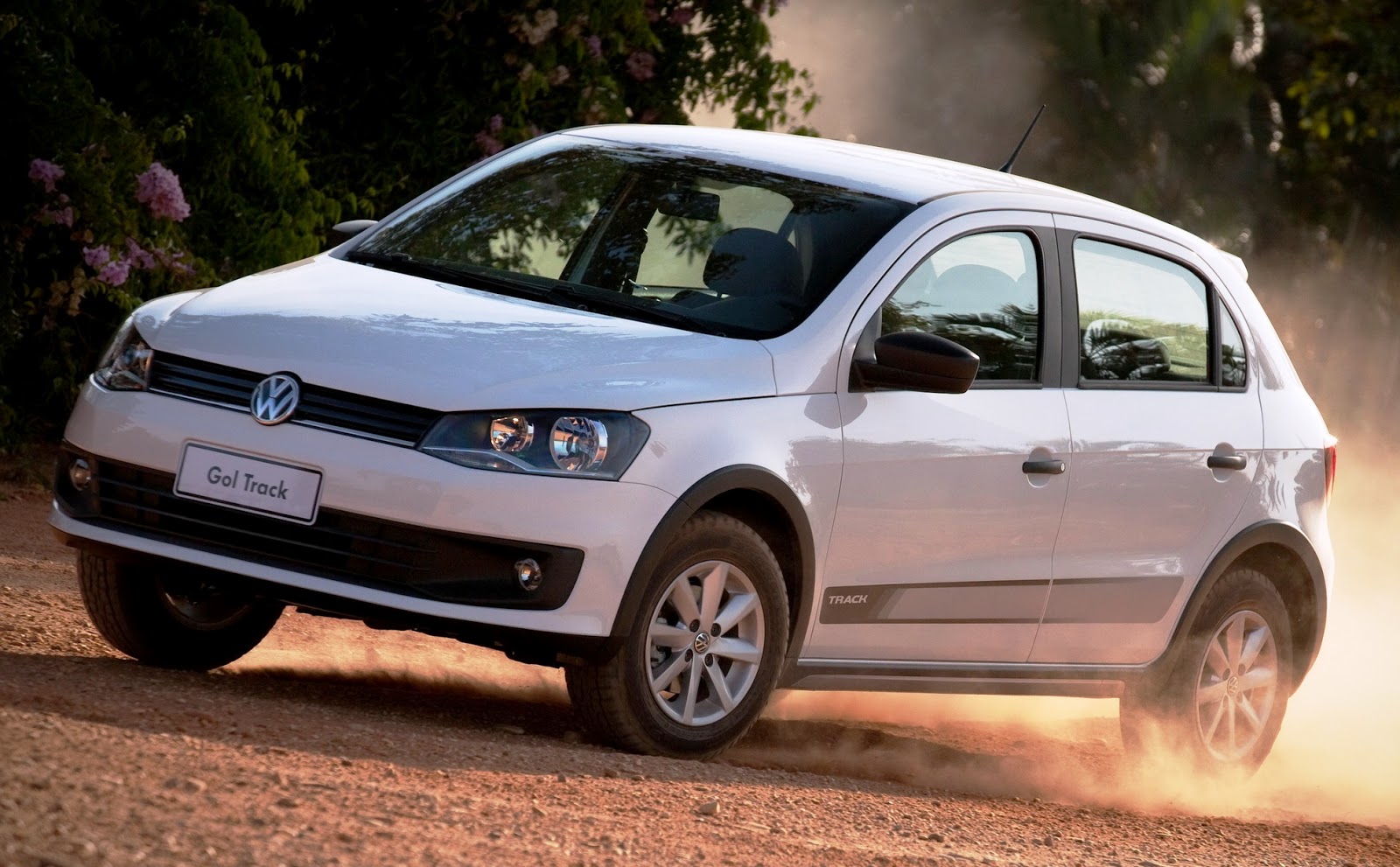 VW apresenta duas novas versões do Gol: Rallye e Track