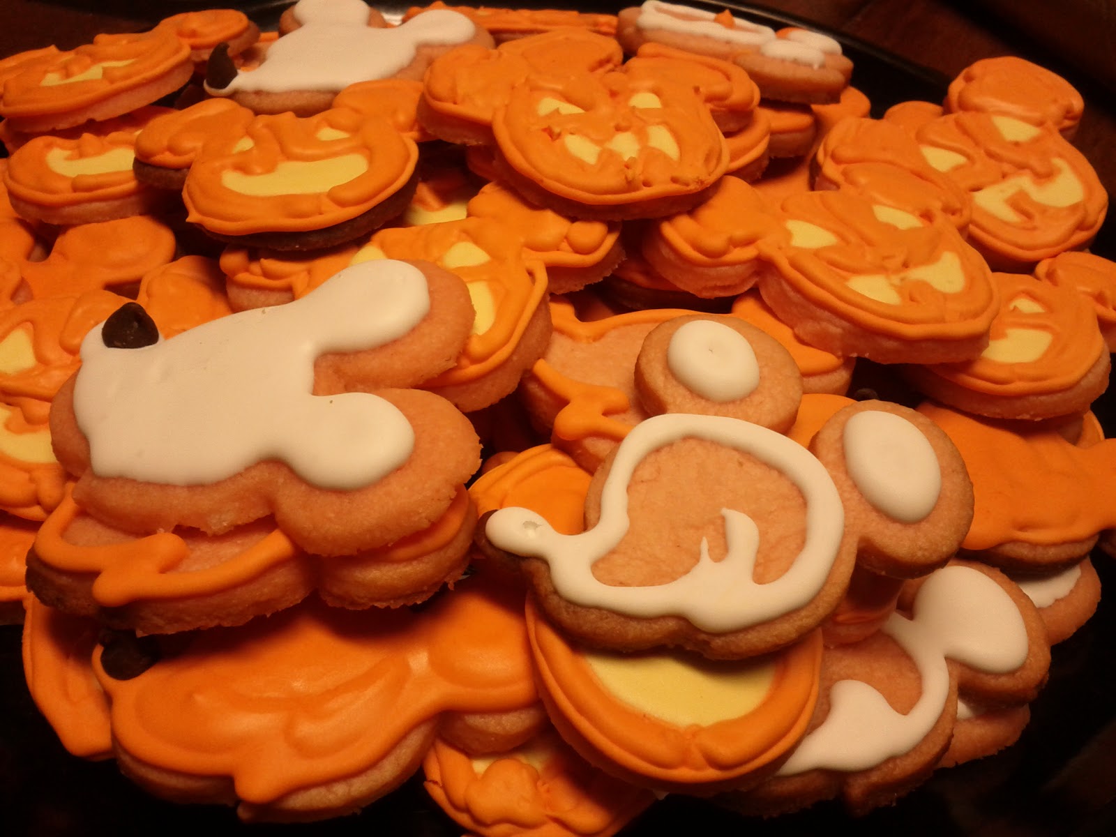 Mickey Mouse Halloween Cookies Three Sisters Bakery Mickey Mouse Halloween Cookies Three Sisters Bakery