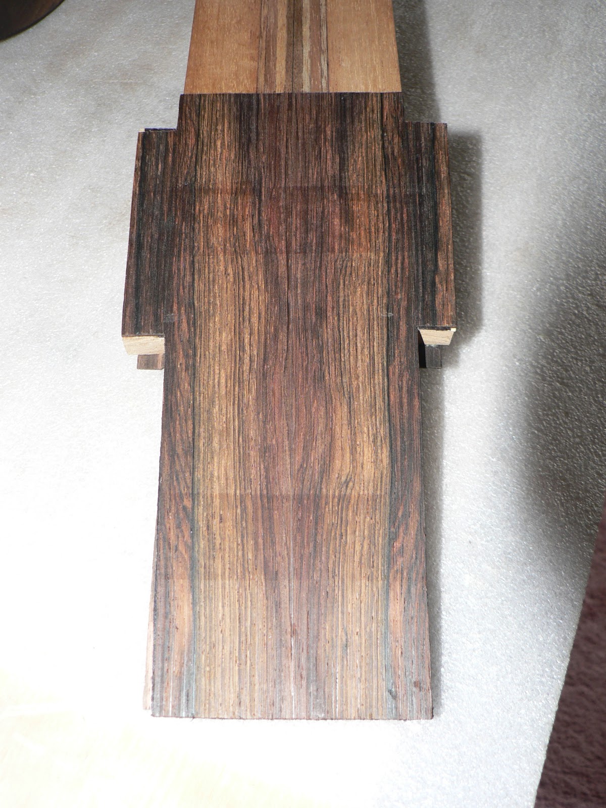 kohei fujii guitars: Neck making (Veneer and finger board)