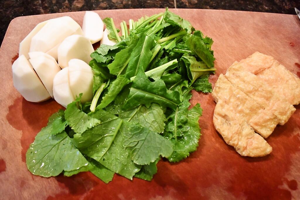 Recipes for Tom: Kabu to usuage no nimono (genen) / Japanese turnip and ...