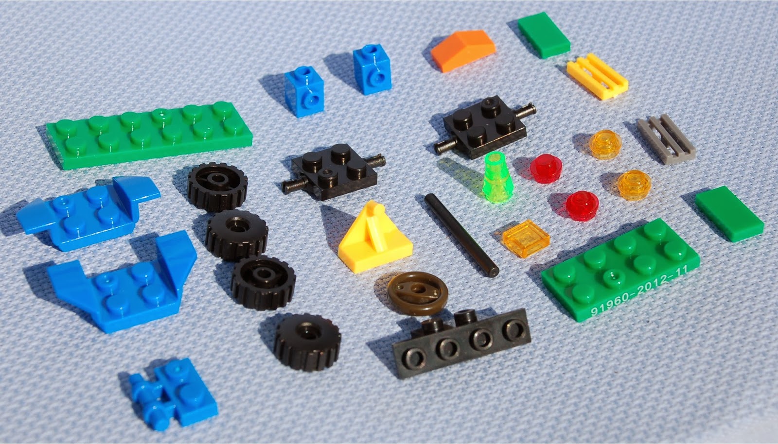 The Mobile Frame Garage: Purity: Creatology Mini Blocks Review (Part 2)