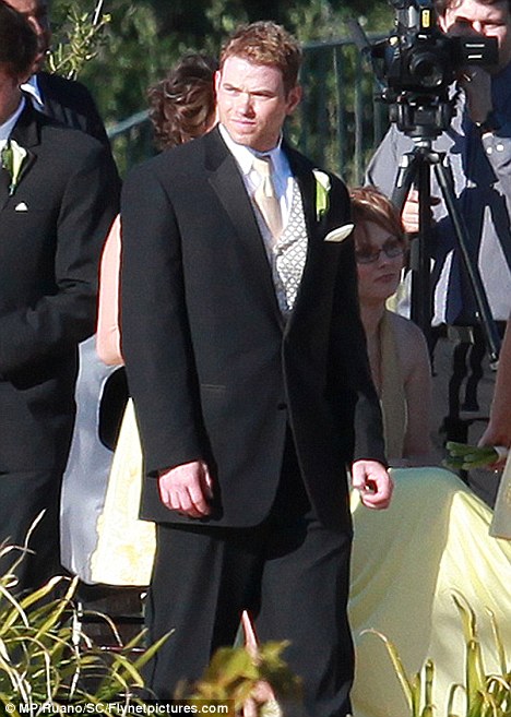 Best man Kellan Lutz takes his on-again girlfriend AnnaLynne McCord to ...