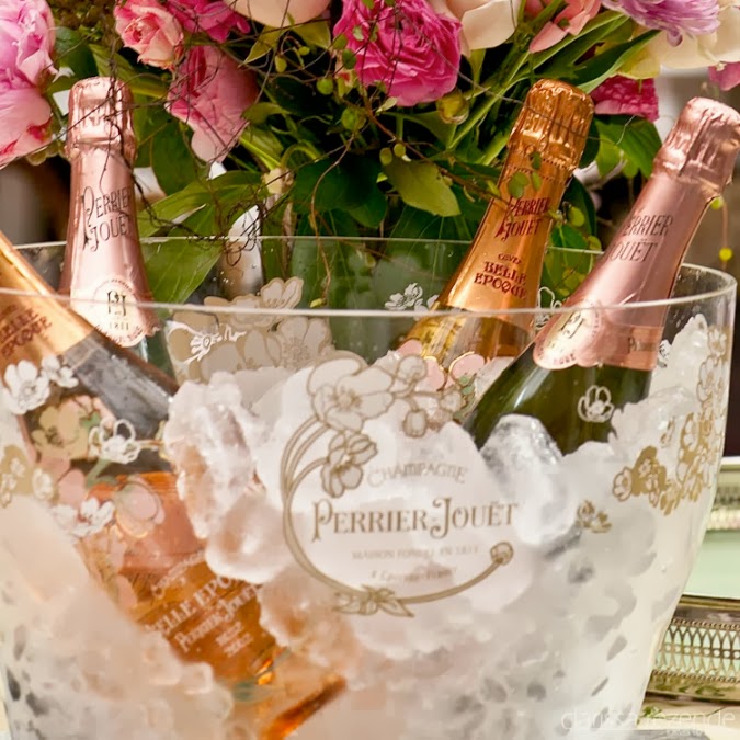 Roberta Giovaneli: Festa de lançamento de uma marca de Champagne