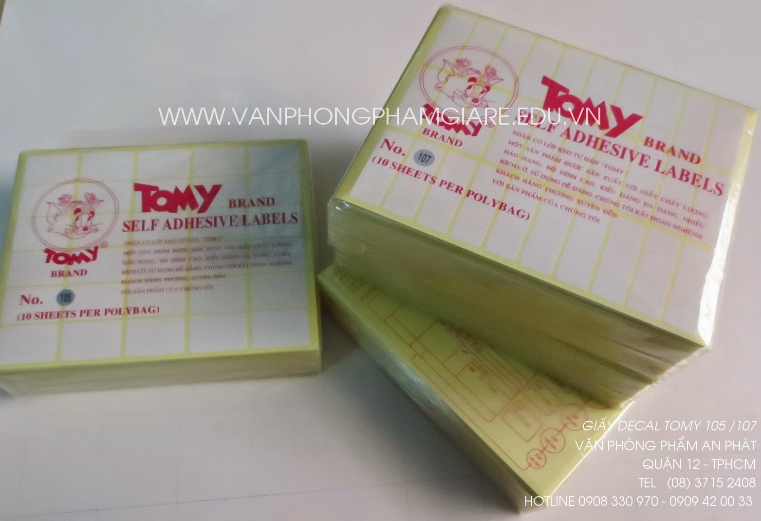 Giấy dán nhãn decal Tomy