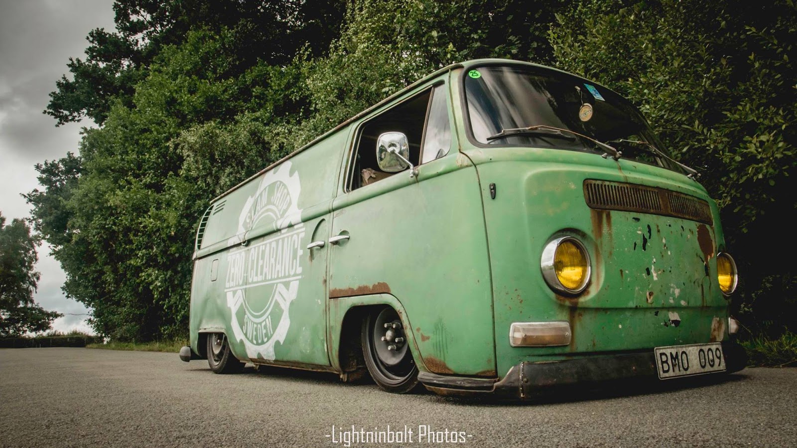 GAS KUSTOMS: VW Combi Bay Window Rat style