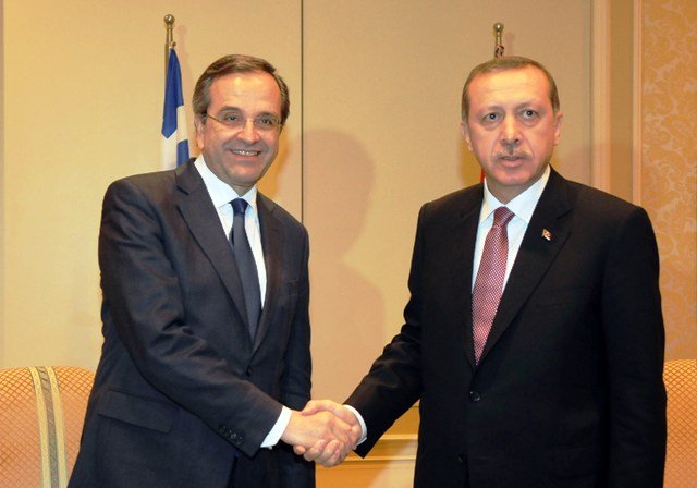 Ο αντωνακης ΥΠΟΚΛΙΘΗΚΕ ΩΣ ΓΕΝΙΤΣΑΡΟΣ ΣΤΟΝ ΕΡΝΤΟΓΑΝ! «ΘΑ ΦΤΙΑΞΟΥΜΕ ...