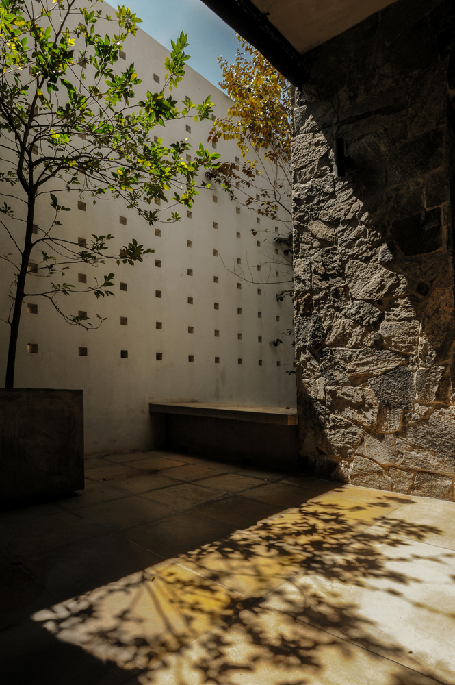 "URBAN ENVELOPE" - SAMUEL HOUSE by MMGS ARCHITECTS