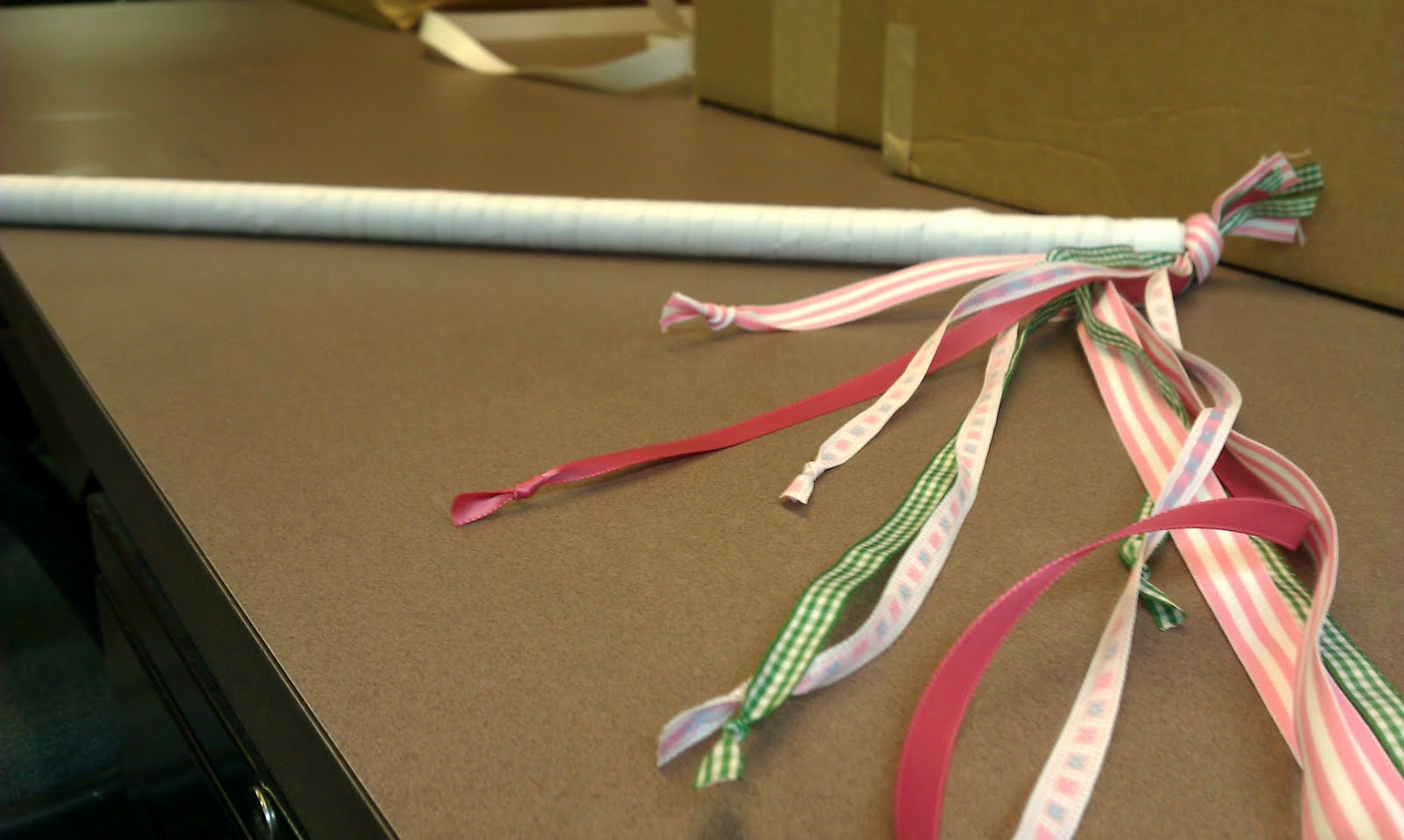 Artistic Ribbon: Ribbon Works: Cat Toy / Ribbon Streamer Tutorial