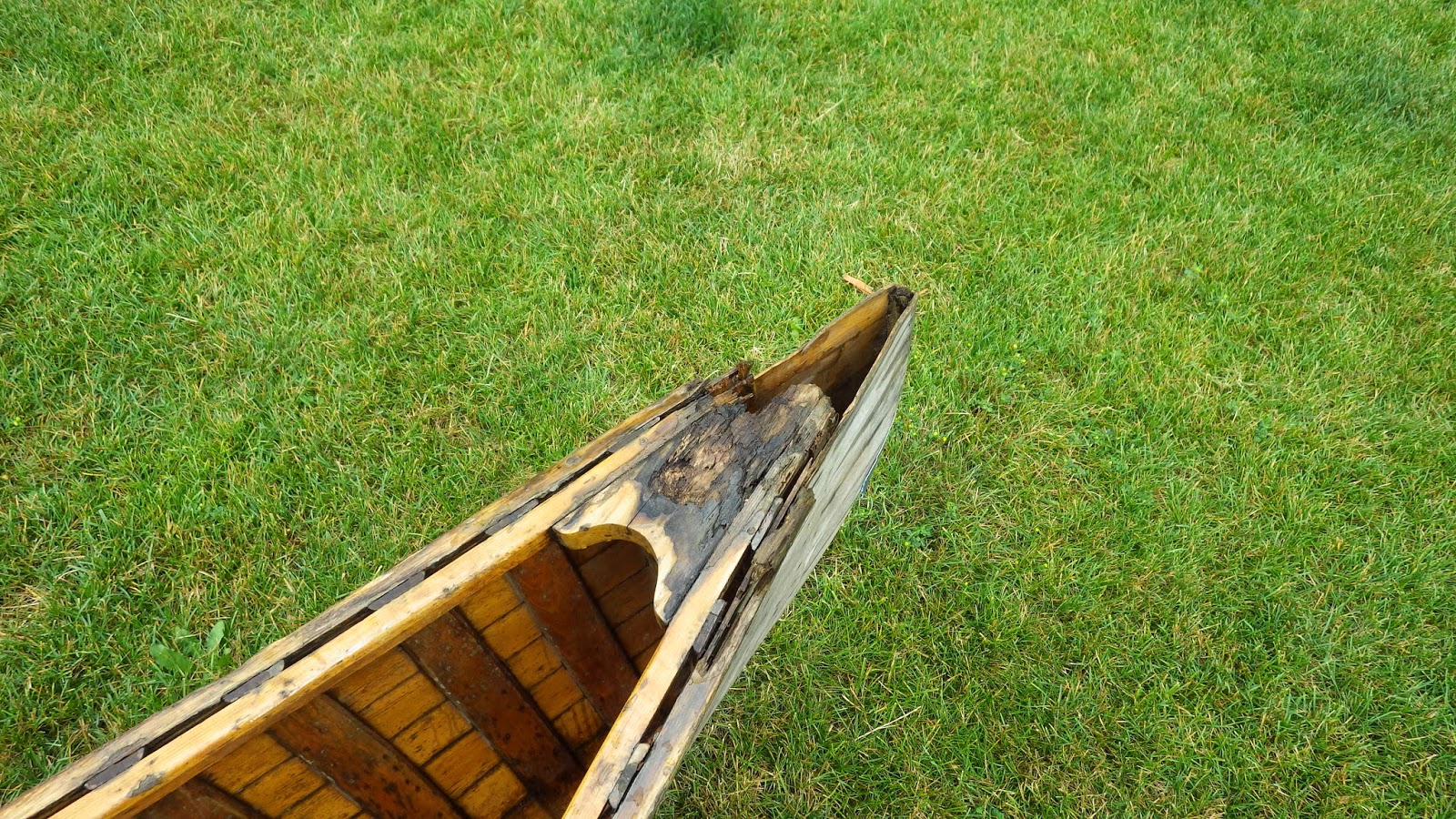 Ravenwood Blog: 18.5' Wilderness Guide by Island Falls Canoe