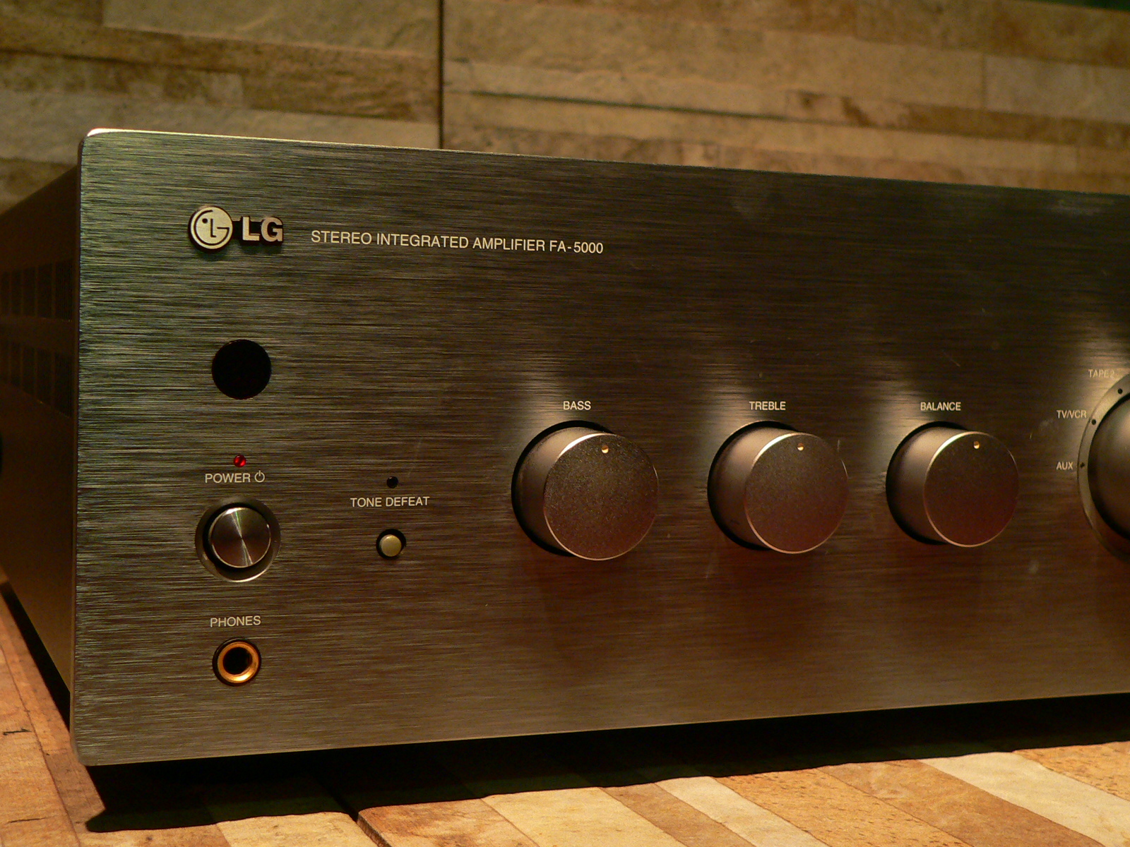 su-distribuidor audio hi-fi and hi-end: AMPLIFICADOR LG GOLDSTAR FA-5000 -SIN STOCK-