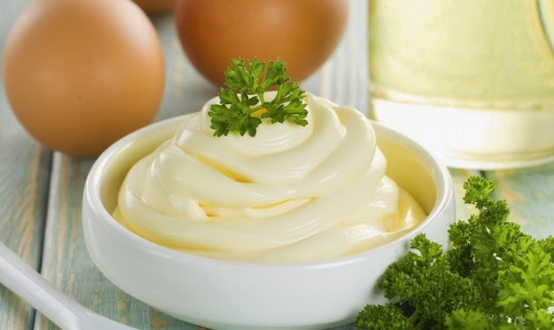 En las alas del arte: SALSA MAHONESA O MAYONESA (Y su receta)