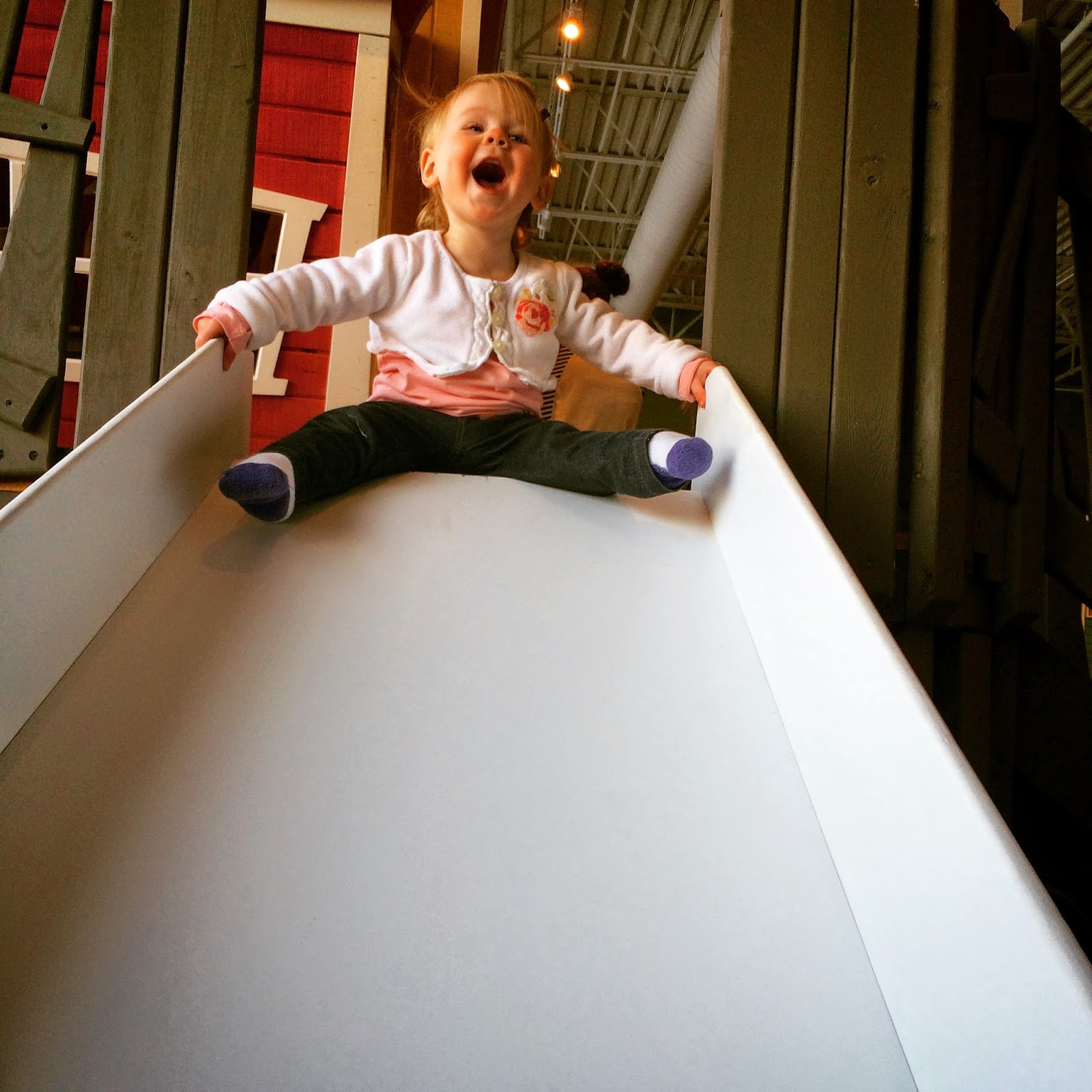 Little Beans Evanston: NOW OPEN! - All Dressed Up...