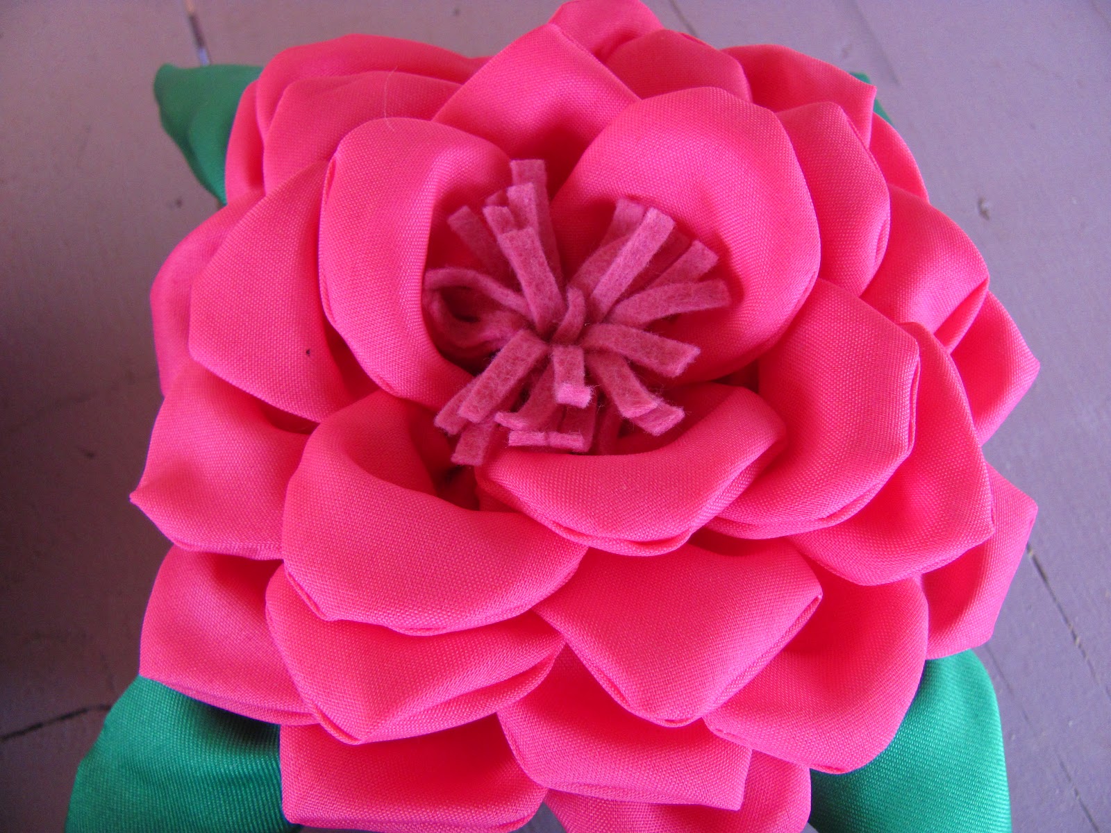 Viva as Cores: Peso de porta rosa de chita