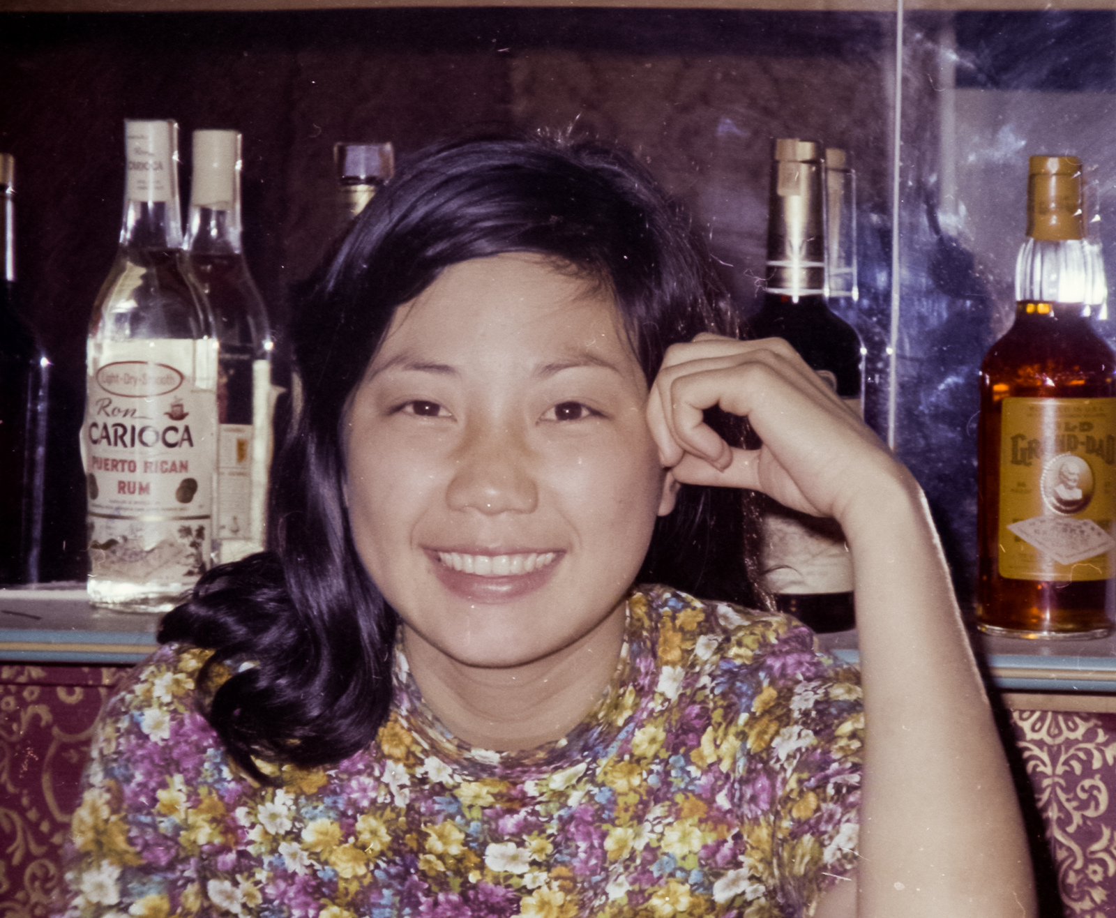 24 Glamorous Photos Capture Beautiful Girls of Saigon, Vietnam in 1972 ...