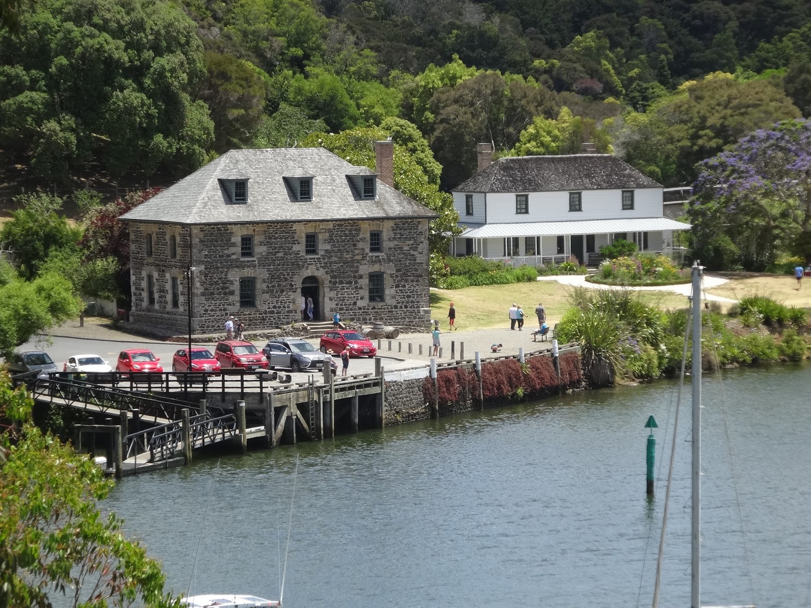 Arty Green in Paradise: The Stone Store, Kerikeri, New Zealand